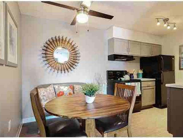 Paragon Apartments 1 Bedroom Apartment for Rent at 10670 Brunswick Rd, Bloomington, MN 55438 West Bloomington