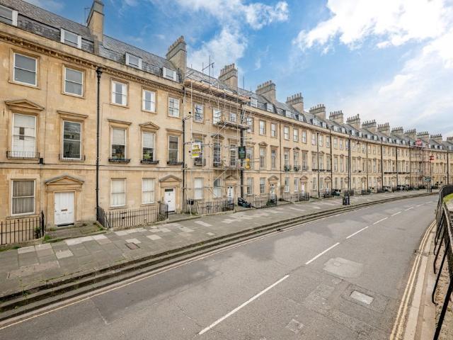 Paragon, Bath BA1, 4 bed flat to rent, £3,250 pcm | PrimeLocation
