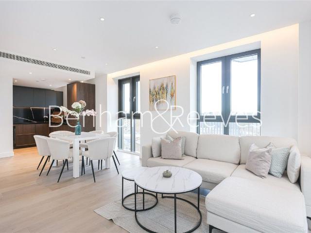 Paragon Square, London WC1X, 3 bed flat to rent, £5,300 pcm | PrimeLocation