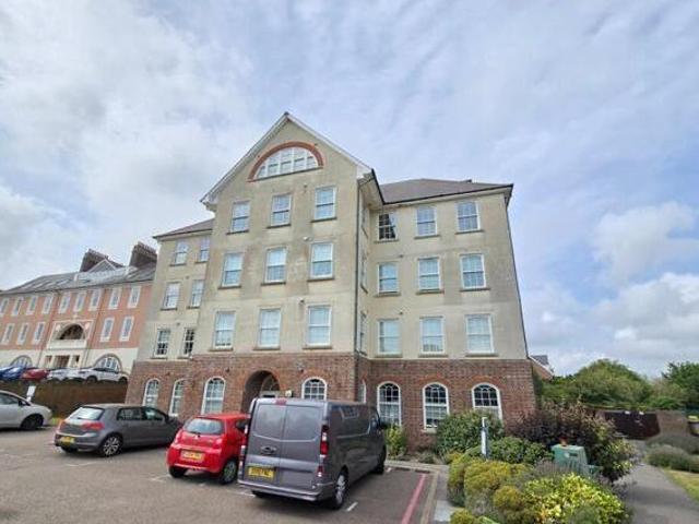 Paradise Walk, Bexhill on sea, 2 Bedroom Apartment