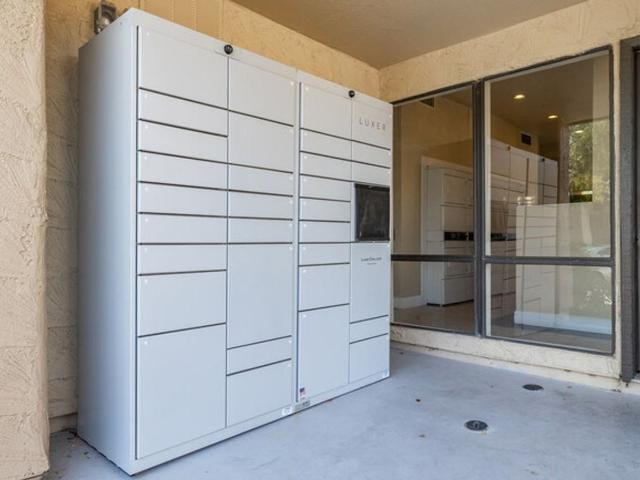Paradise Foothills Apartment Homes 1 Bedroom Apartment for Rent at 12231 N 19th St, Phoenix, AZ 85022