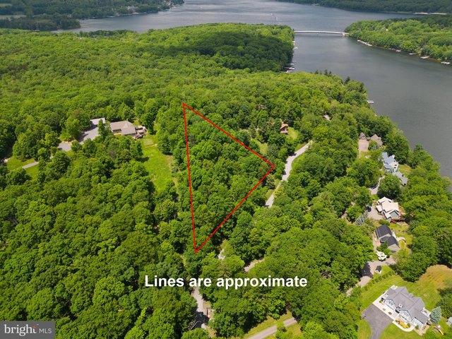 Paradise Heights Rd, Oakland, MD 21550