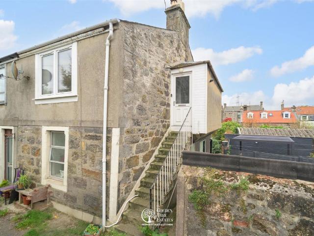 Paradise Lane, Kincardine FK10, 2 bed flat to rent, £800 pcm | PrimeLocation