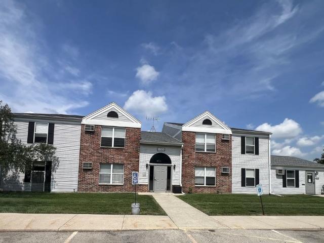 Paradise Place Apartments 1 Bedroom Apartment for Rent at 1600 Vogt Dr, West Bend, WI 53095