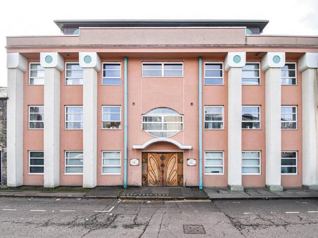 Paradise Street, Cambridge. 2 bed apartment to rent £1,700 pcm £392 pw
