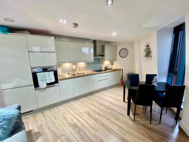 Paradise Street, Liverpool L1, 2 bed flat to rent, £1,300 pcm | PrimeLocation