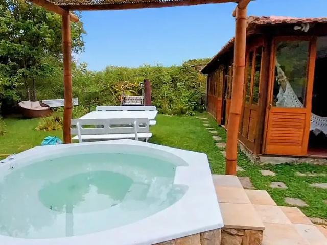 Paradisíaca casa LINEAR em condomínio Itaipava Country clube