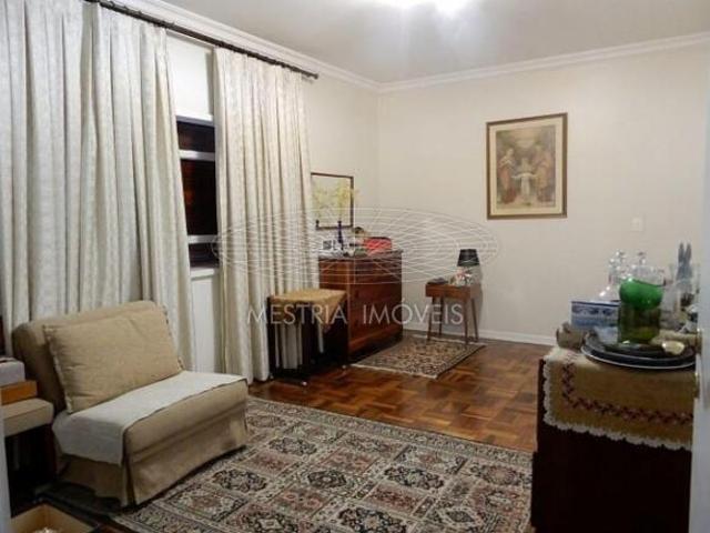 Paraíso | Apartamento com ambientes amplos e bem definidos!