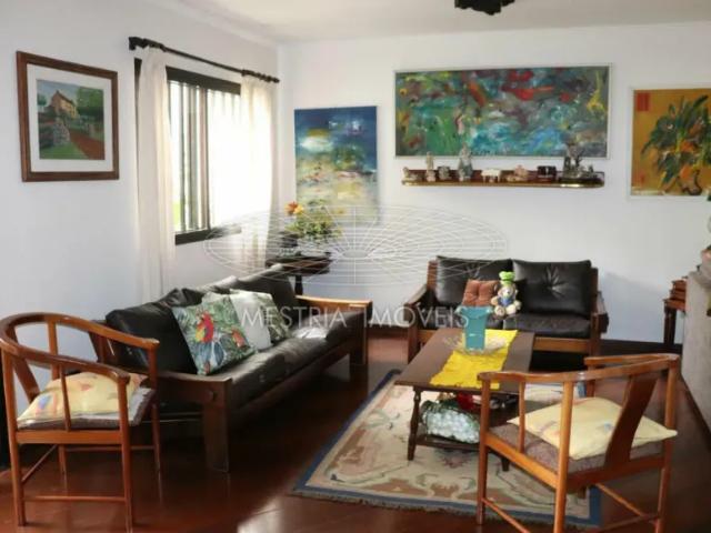 Paraíso | Apartamento com excelente localização!
