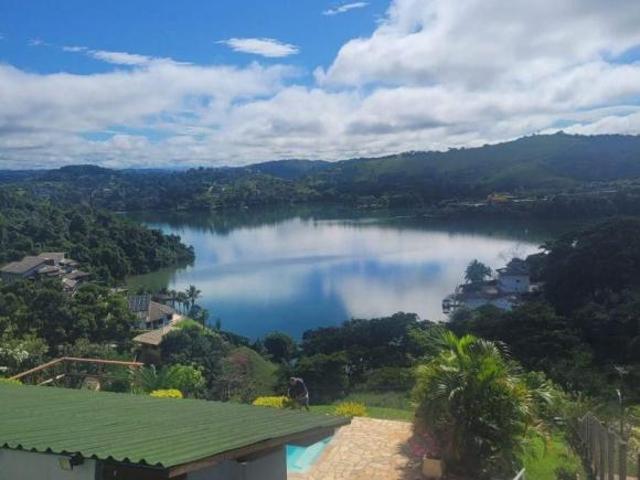 PARAÍSO DE IGARATÁ Excelente Chácara com 3 dormitórios à venda, 1579 m² por R$ 1.800.000 Paraíso d