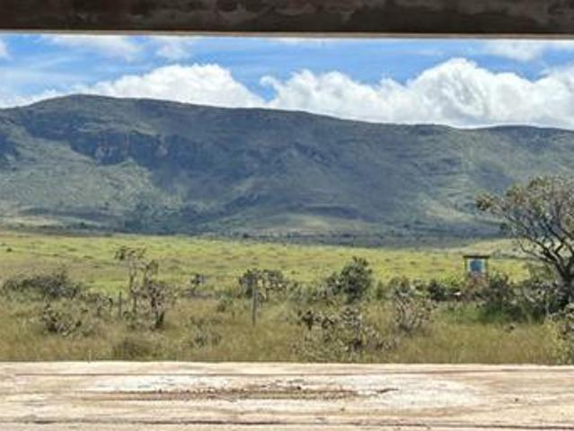 PARAISO DOS PANDAVAS Chácara com vista para o Morro da Baleia em Alto Paraíso
