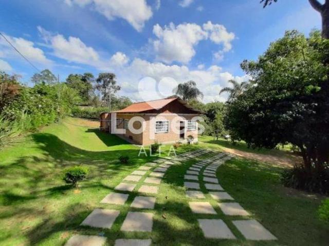 Paraíso Rural: Sítio com Lagoa, Pomar, Piscina e Casa com 3 Dormitórios