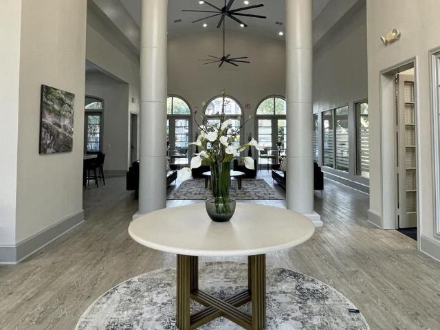 Paramount at Kingwood 2 Bedroom Apartment for Rent at 200 Kellington Dr N, Houston, TX 77339 Kingwood