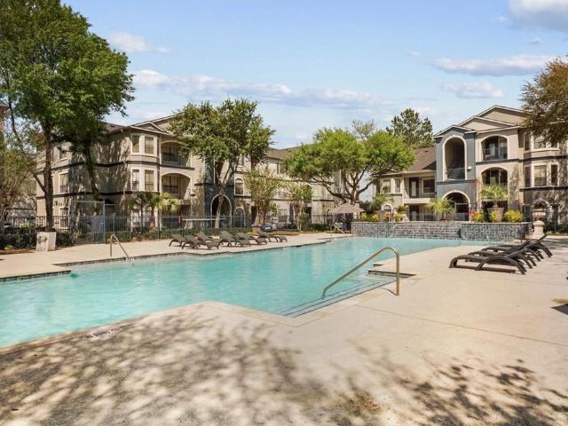 Paramount at Kingwood 2 Bedroom Apartment for Rent at 200 Kellington Dr N, Houston, TX 77339 Kingwood