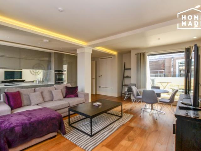 Paramount House, Wardour Street, Soho, W1F