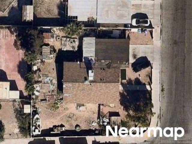Paramount St