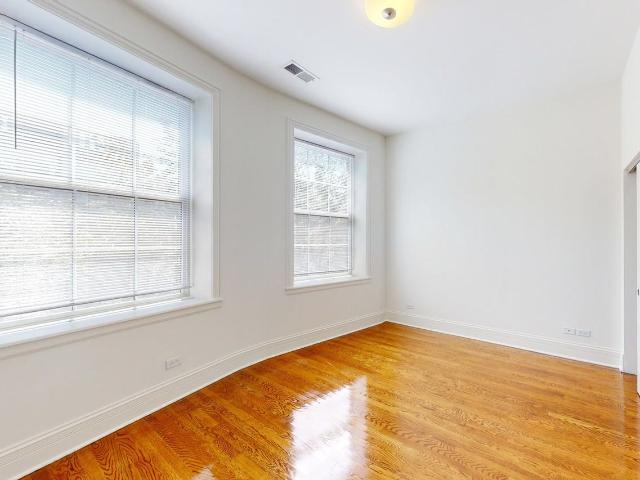 Paramour 1 Bedroom Apartment for Rent at 4850 S Drexel Blvd, Chicago, IL 60615 Kenwood