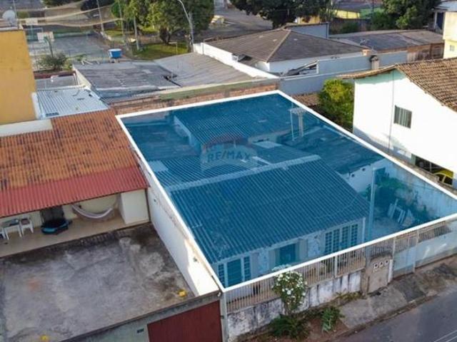 Paranoá Quadra 02 Espaçosa 4 Suítes à Venda!