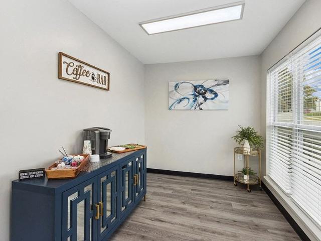 Parc at Creekside 1 Bedroom Apartment for Rent at 9422 Cleveland Ave, Kansas City, MO 64132 Hidden Valley