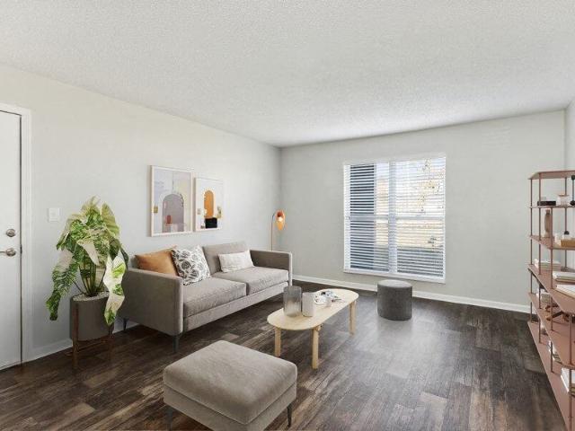 Parc at Creekside 1 Bedroom Apartment for Rent at 9422 Cleveland Ave, Kansas City, MO 64132 Hidden Valley