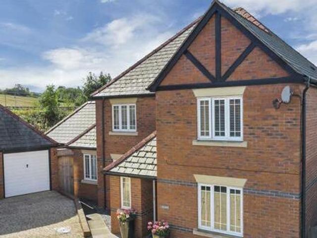 Parc Caradog, Trewern, 4 Bedroom Detached