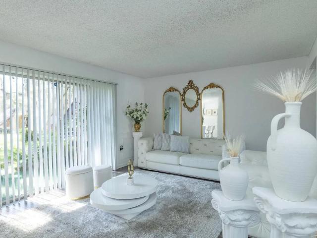 Parc Place Villas Apartments 1 Bedroom Apartment for Rent at 6919 Bonair Dr, Tampa, FL 33617