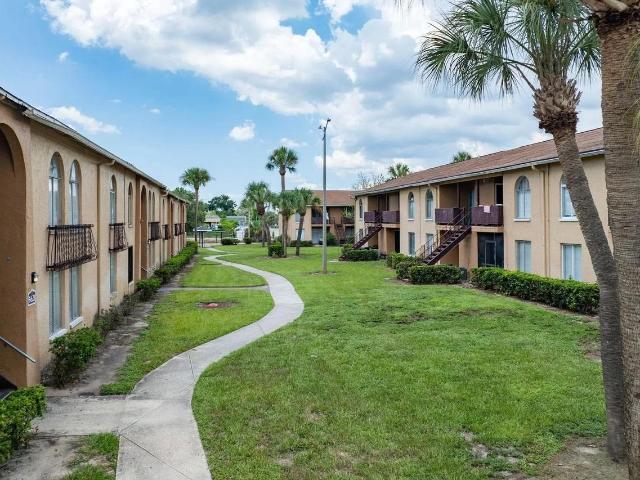 Parc Place Villas Apartments 1 Bedroom Apartment for Rent at 6919 Bonair Dr, Tampa, FL 33617