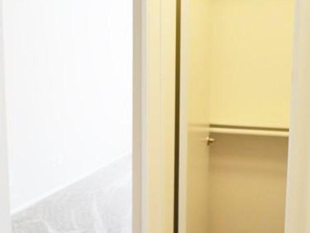 Parc Pointe Apartments 3 Bedroom Apartment for Rent at 620 N Hollywood Way, Burbank, CA 91505 Magnolia Park