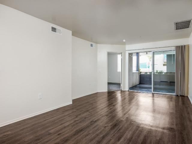 Parc Ridge Apartments 2 Bedroom Apartment for Rent at 9555 Reseda Blvd, Los Angeles, CA 91324 Northridge