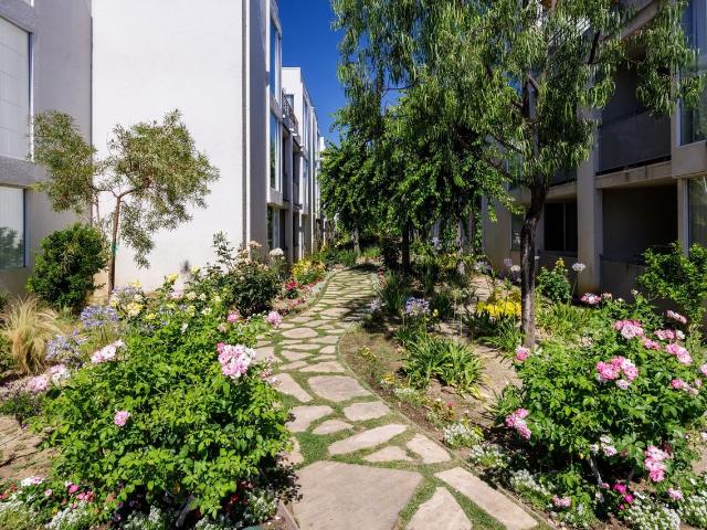 Parc Ridge Apartments 2 Bedroom Apartment for Rent at 9555 Reseda Blvd, Los Angeles, CA 91324 Northridge