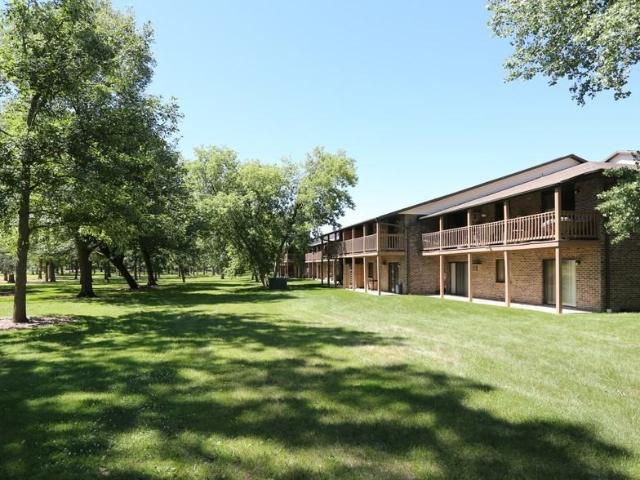 Parc 1 Bedroom Apartment for Rent at 1130 1040, 1110, 1130 & 1140 Moraine Way, Green Bay, WI 54303 Perkins Park