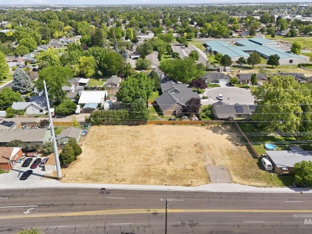 Parcel 1 1604 E Amity Ave