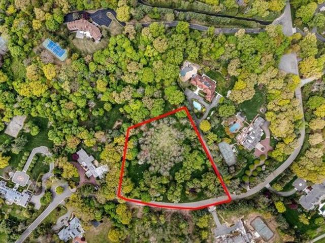 Parcel A 05630 Applegreen Dr Lot 19, Old Westbury, NY 11568