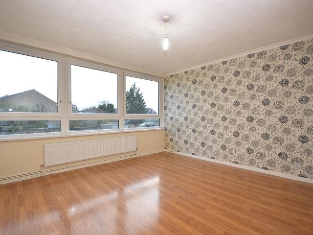 Parchmore Road, Thornton Heath CR7, 2 bed maisonette to rent, £1,600 pcm | PrimeLocation