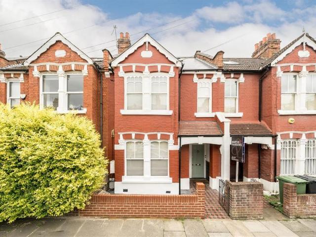 Parfrey Street, London W6 3 bed maisonette to rent £4,250 pcm £981 pw