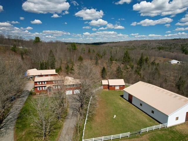 Paris Rd, Hebron, Home For Sale