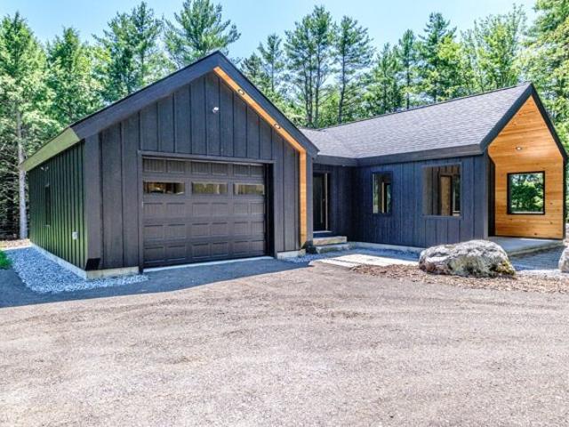 Paris Rd, Hebron, Home For Sale