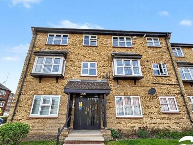 Parish Gate Drive, Sidcup, 1 Bedroom Flat