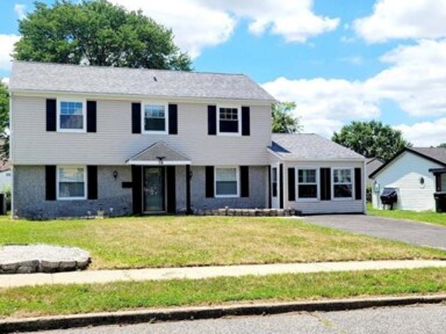 Parish Ln, Willingboro, Home For Sale