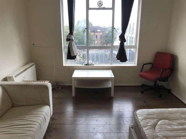 Park Mansions, Hendon Way, London, NW4