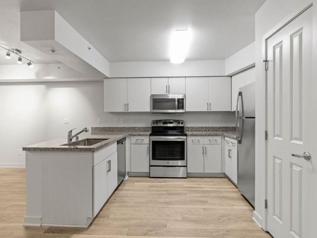 Park Metro Studio Apartment for Rent at 11101 Ne 12th St, Bellevue, WA 98004 Downtown Bellevue