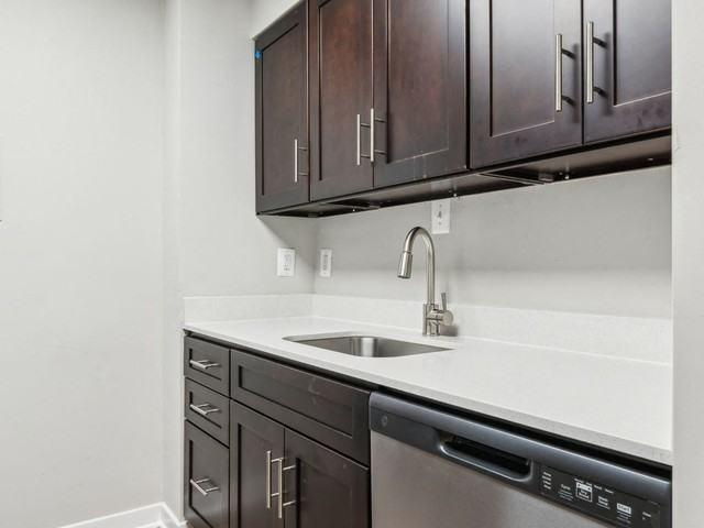 Park Montgomery 3 Bedroom Apartment for Rent at 8860 Piney Branch Rd, Silver Spring, MD 20903