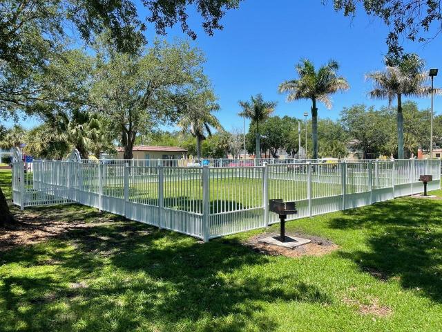 Park on Central | 1–2 Months Free on 1 Bedroom Apartments in Kissimmee Studio Apartment for Rent at 1701 N Central Ave, Kissimmee, FL 34741