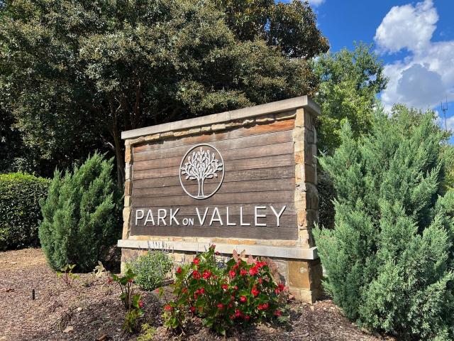 Park On Valley 1 Bedroom Apartment for Rent at 741 Barcelona Ct, Birmingham, AL 35209 Glen Iris