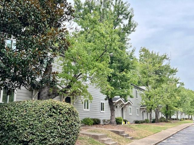 Park On Valley 1 Bedroom Apartment for Rent at 741 Barcelona Ct, Birmingham, AL 35209 Glen Iris