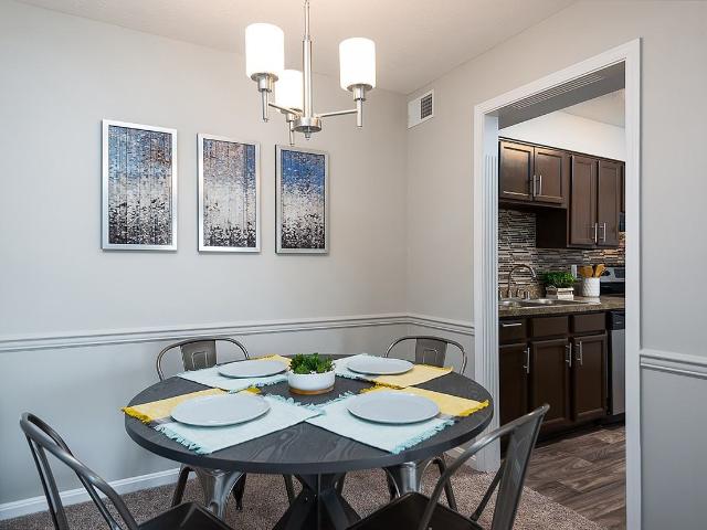 Park At Hurstbourne 2 Bedroom Apartment for Rent at 6000 Big Ben Dr, Louisville, KY 40291 Fern Creek
