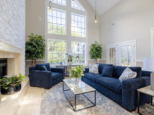 Park at Via Veneto 1 Bedroom Apartment for Rent at 445 Monument Rd, Jacksonville, FL 32225 Regency