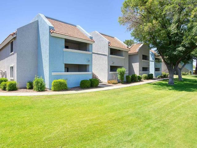 Park at Westgate 2 Bedroom Apartment for Rent at 6444 N 67th Ave, Glendale, AZ 85301