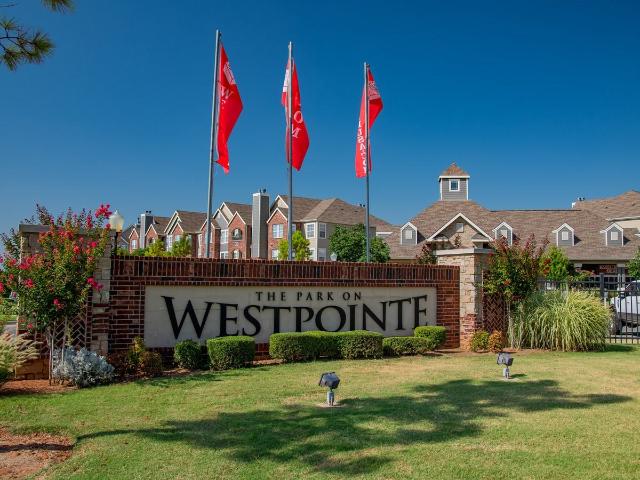 Park at Westpointe 2 Bedroom Apartment for Rent at 301 Pointe Parkway Blvd, Yukon, OK 73099