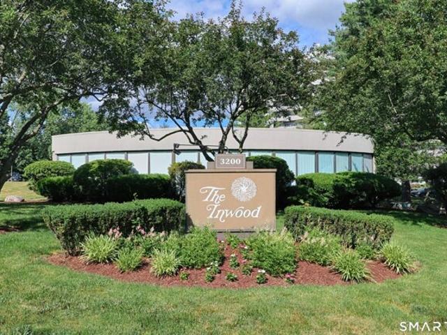 Park Ave Unit D, Bridgeport, Condo For Sale